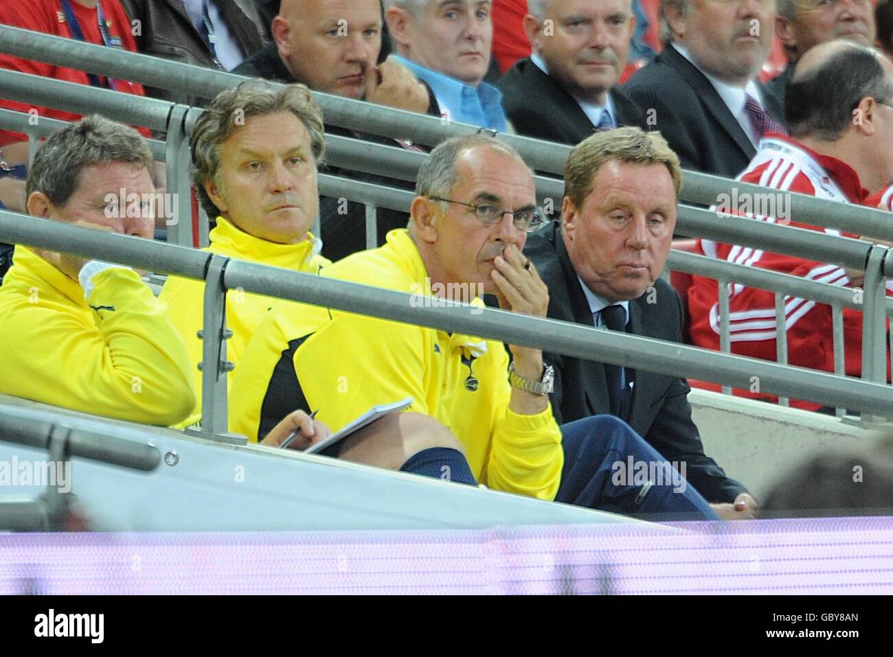Tottenham hotspur manager harry redknapp left on the touchline hi-res ...