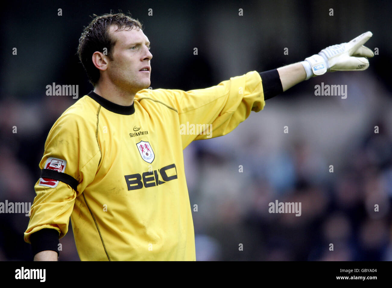 Millwalls goalkeeper graham stack hi-res stock photography and images ...