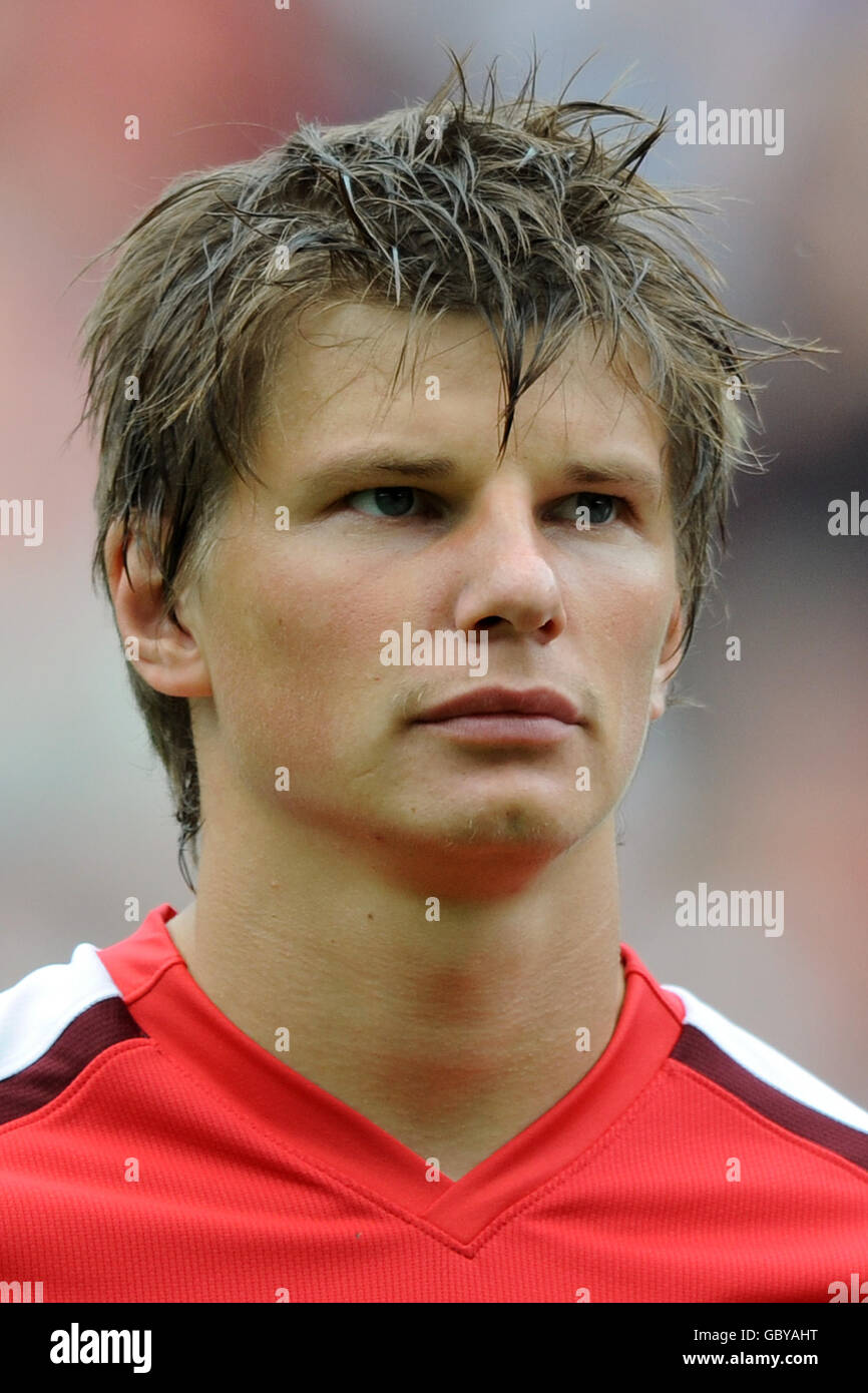 Andrey arshavin 2009 hi-res stock photography and images - Alamy