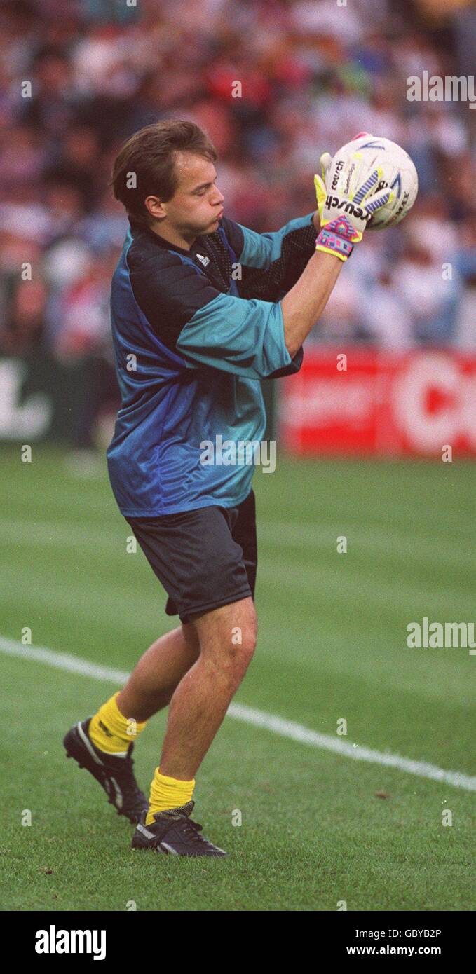 Mark bosnich hi-res stock photography and images - Alamy