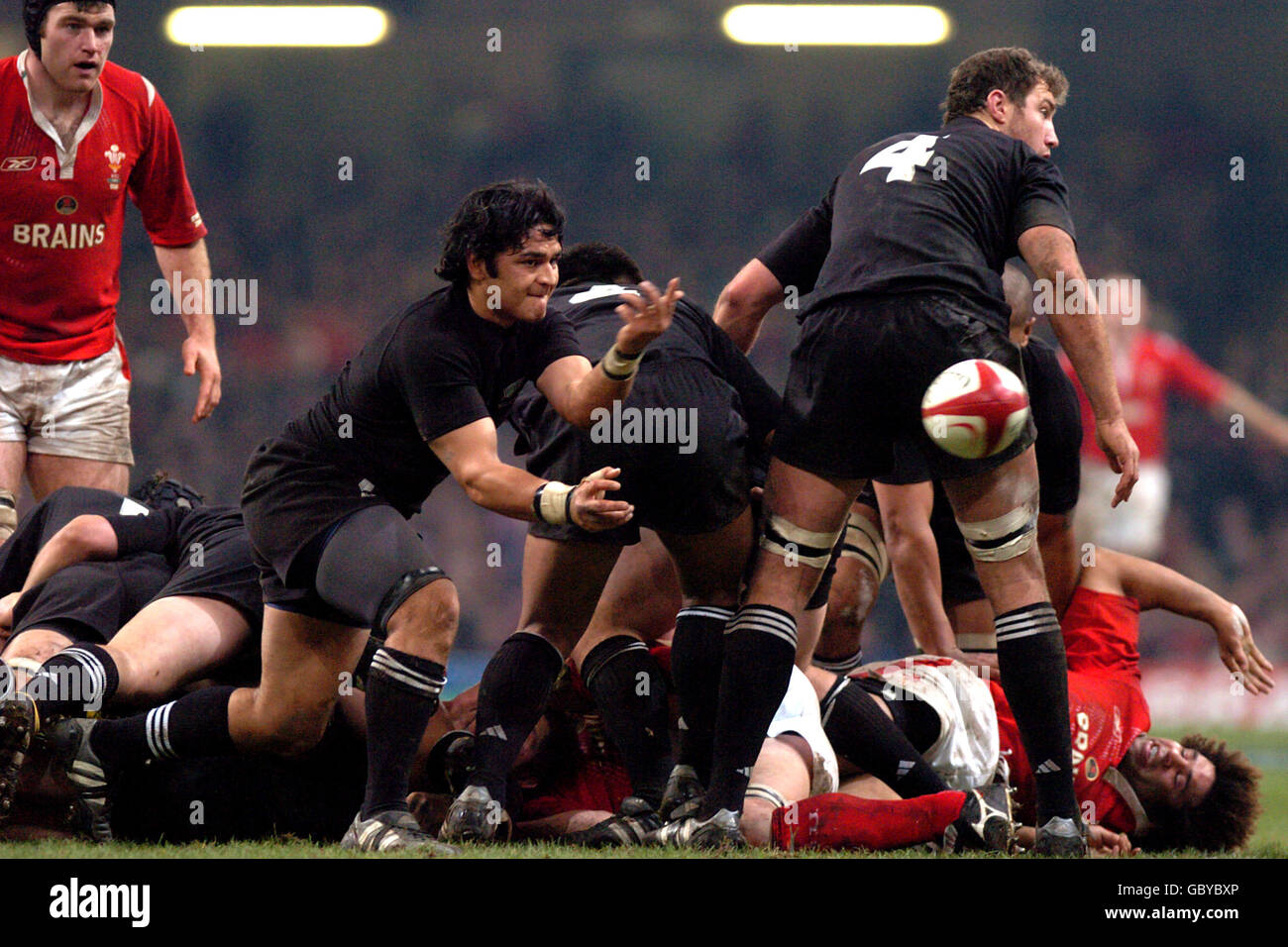 Rugby Union - Lloyds TSB Autumn Series 2004 - Wales v New Zealand. New ...