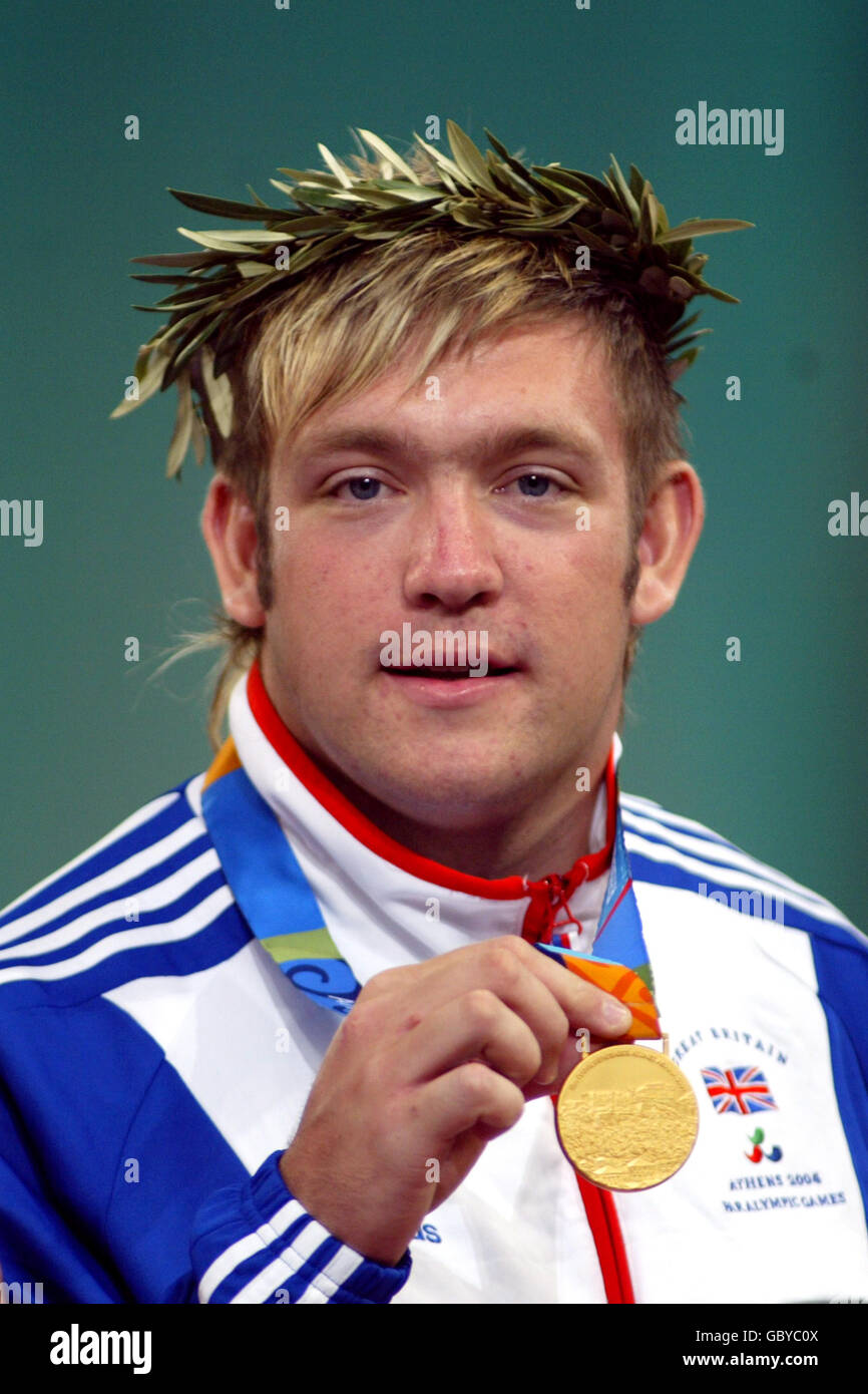 Mens f discus hi-res stock photography and images - Alamy