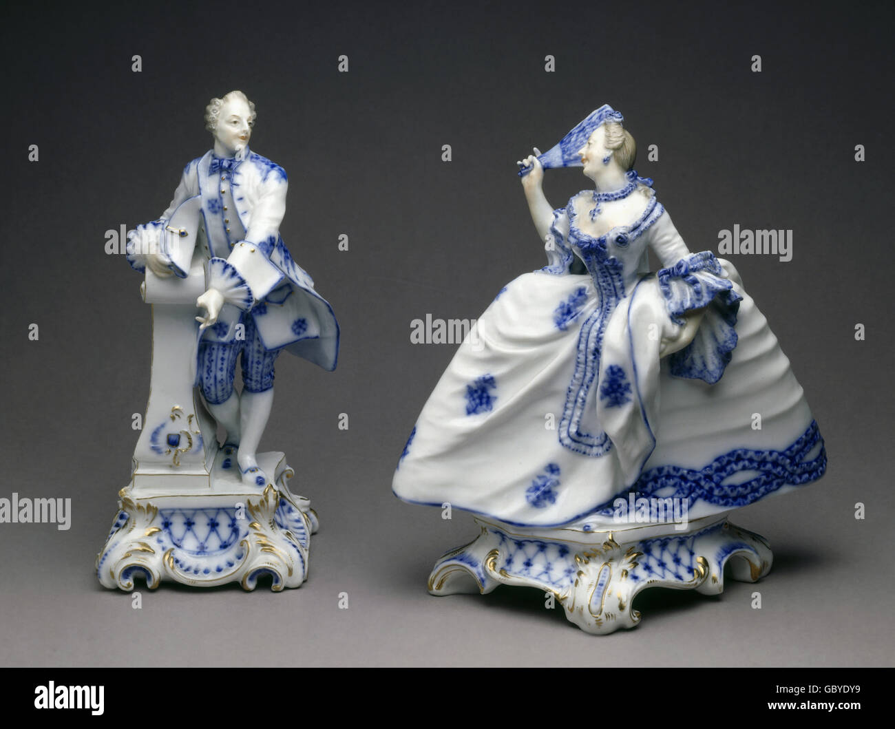 Porcelain figurine hi-res stock photography and images - Alamy