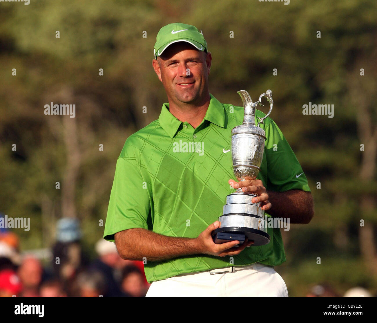 USA's Stewart Cink celebrates with the Claret Jug after winning the ...