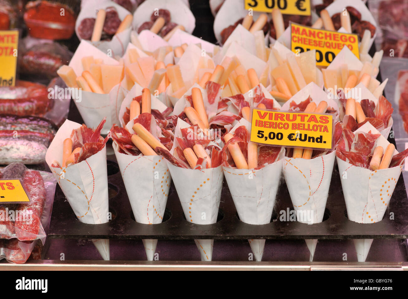 Sliced ham at La Boqueria market, Barcelona, Catalonia, Spain Stock ...