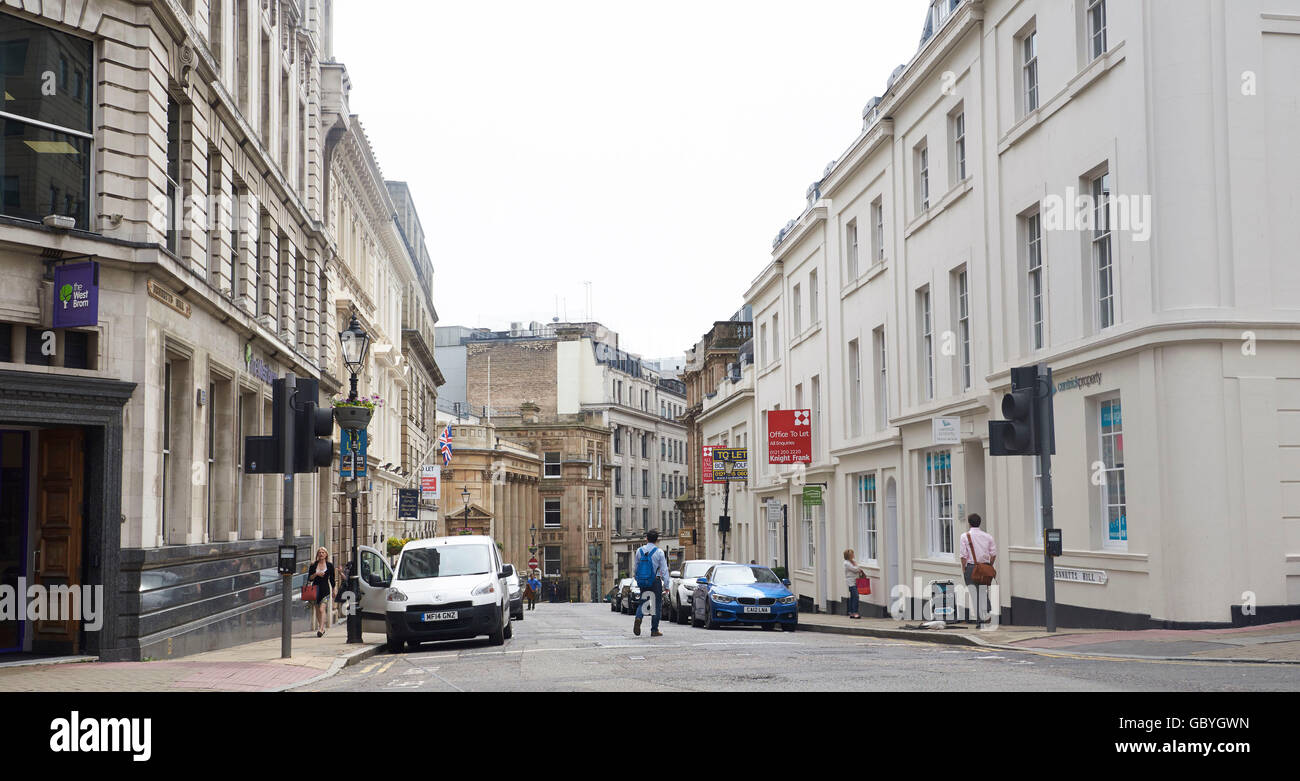 Birmingham business district, with lunchtime office workers enjoying ...