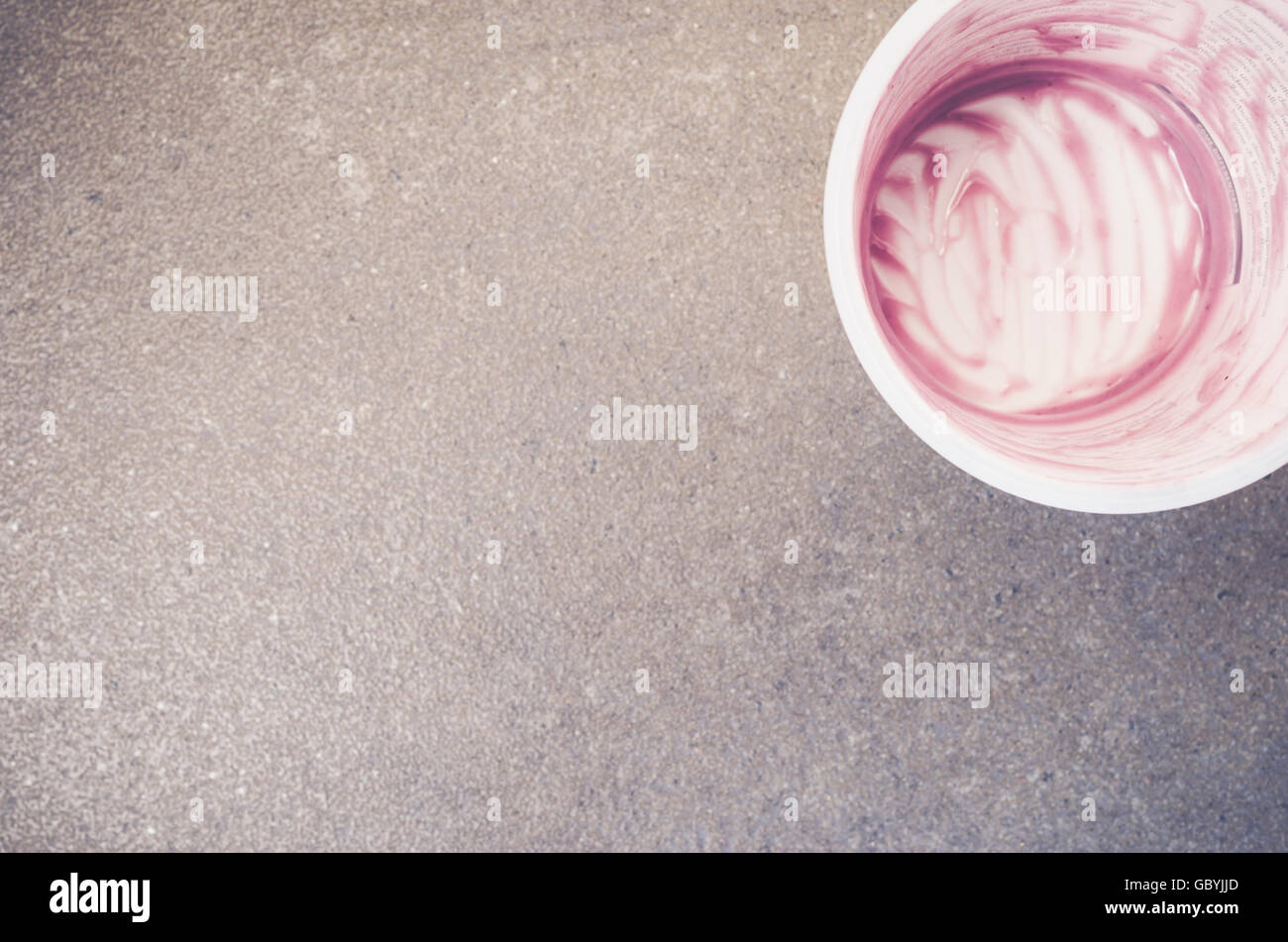 empty plastic yogurt can Stock Photo - Alamy