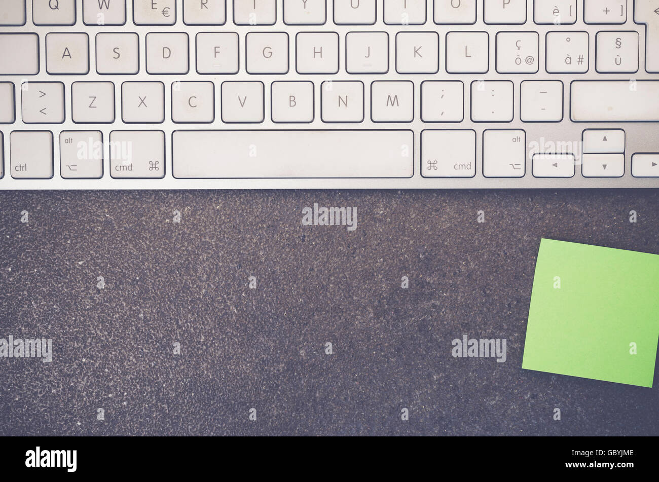 metal frame keyboard with white keys Stock Photo - Alamy