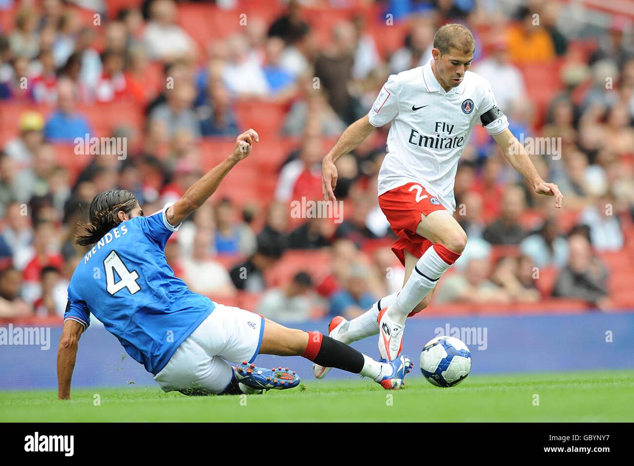 Rangers pedro mendes right hi-res stock photography and images - Alamy