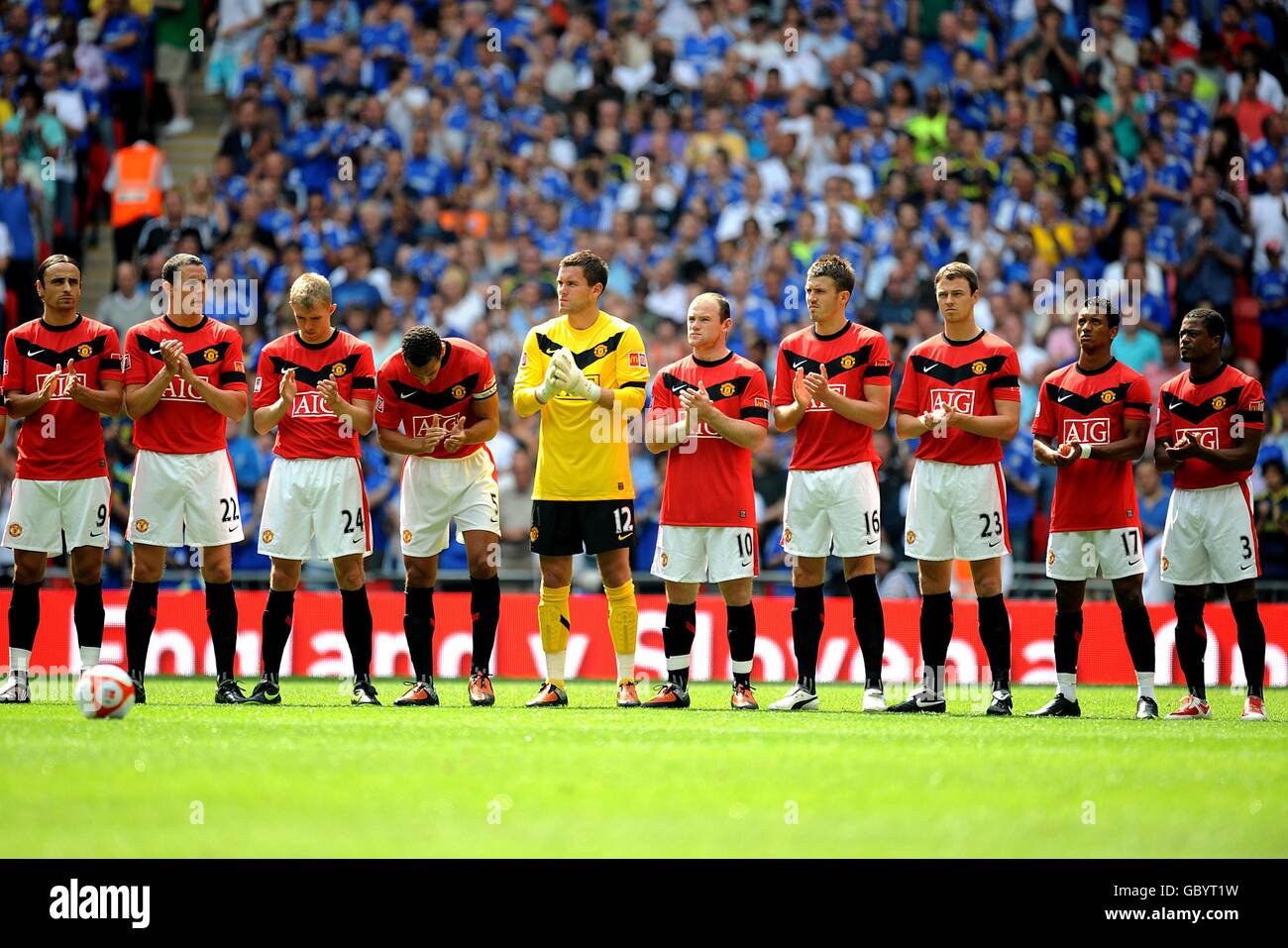Community shield wembley view hi-res stock photography and images - Alamy