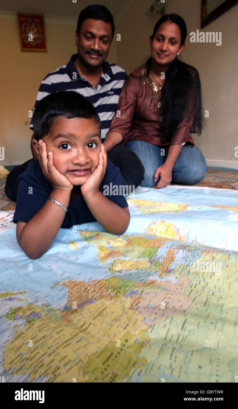 Father And Child Reading A Map High Resolution Stock Photography and ...