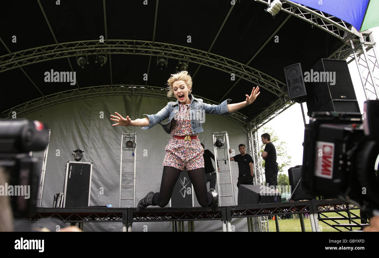 Lauren Laverne Drinkaware Campaign Stock Photo - Alamy