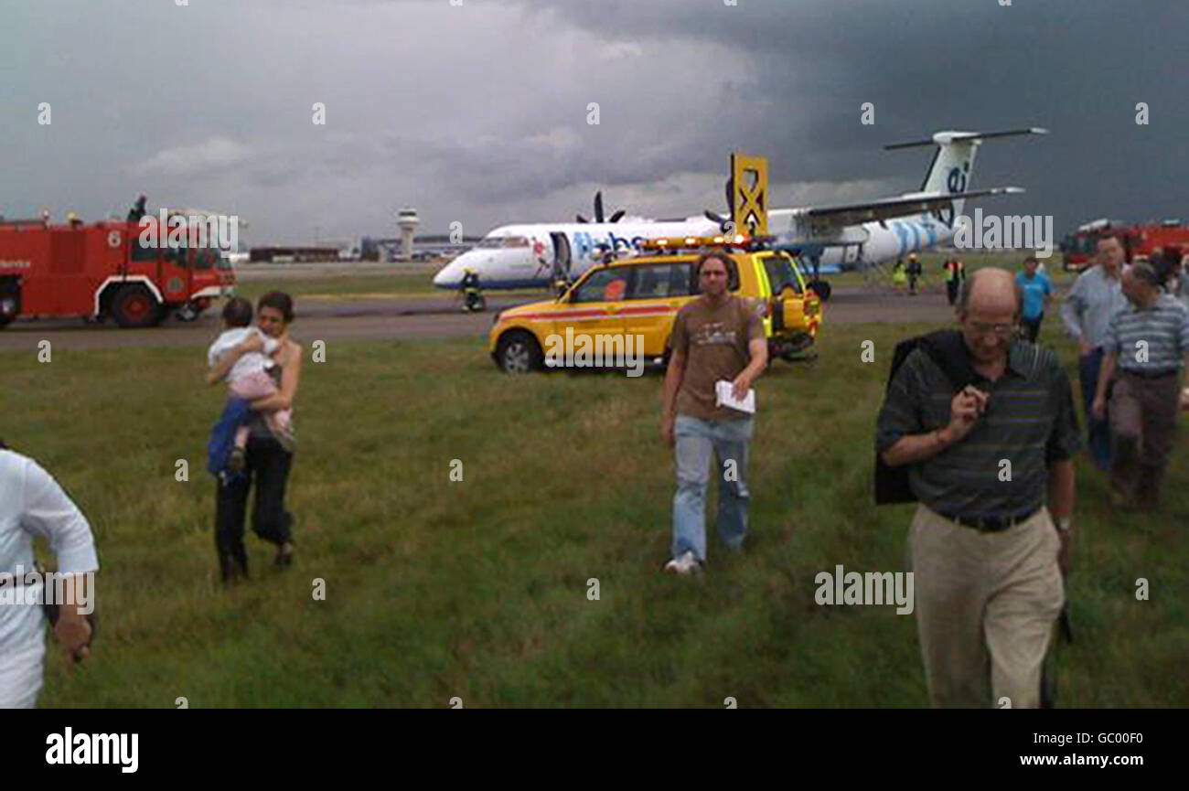 Forced emergency landing hi-res stock photography and images - Alamy