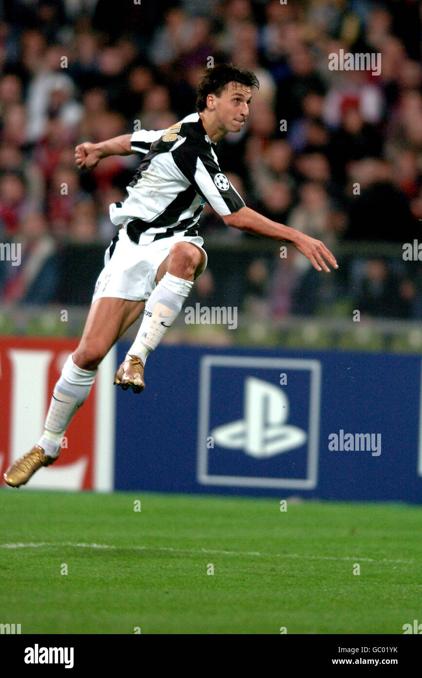 Juventus zlatan hi-res stock photography and images - Alamy