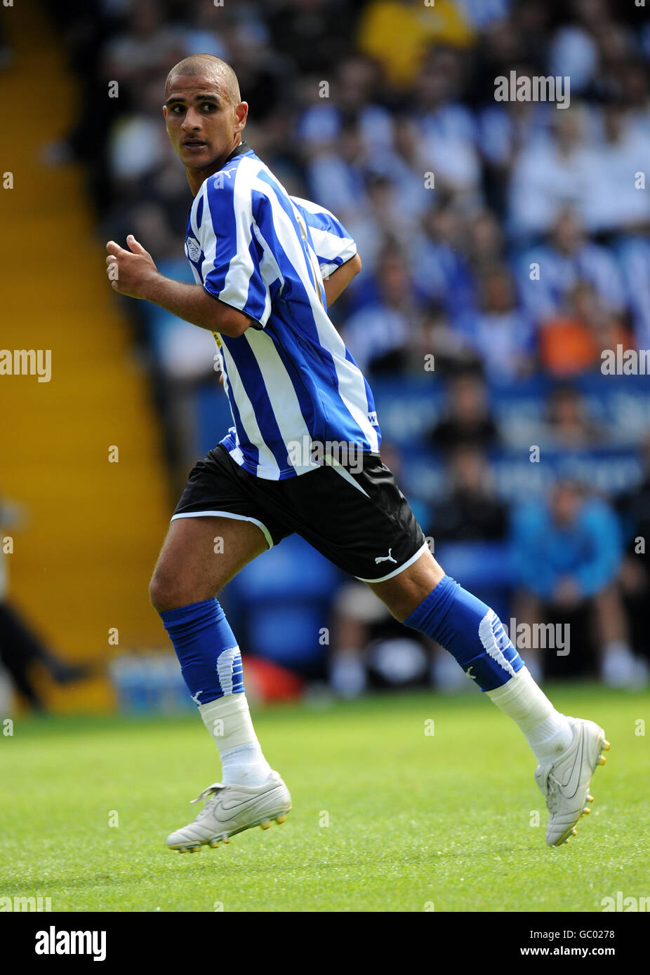 Sheffield wednesdays marcus tudgay hi-res stock photography and images ...