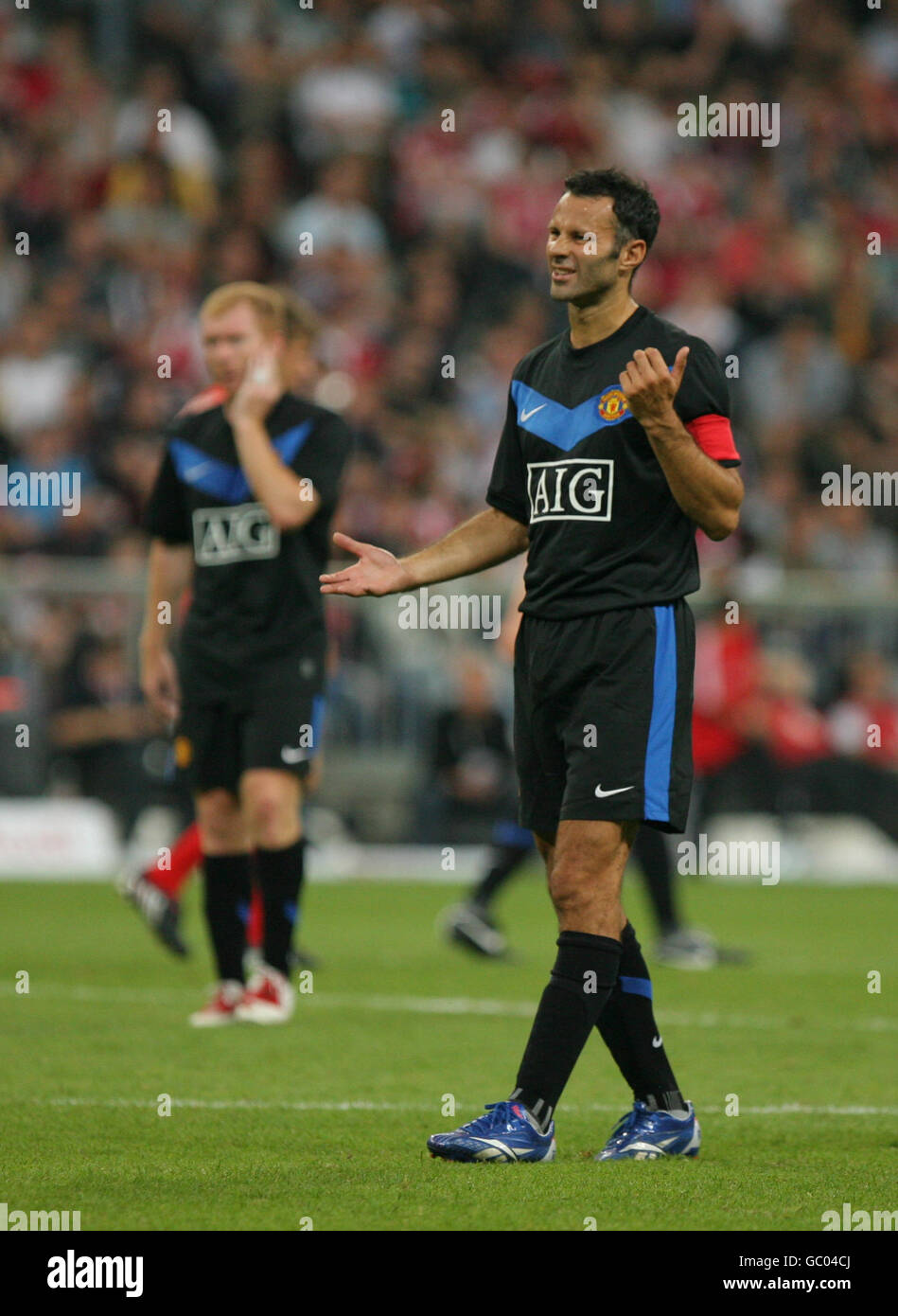 Soccer the audi cup 2009 munich manchester united allianz arena hi-res ...