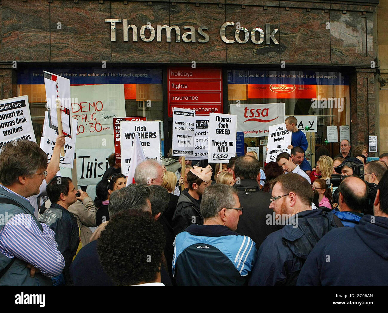 Thomas cook demo hi-res stock photography and images - Alamy