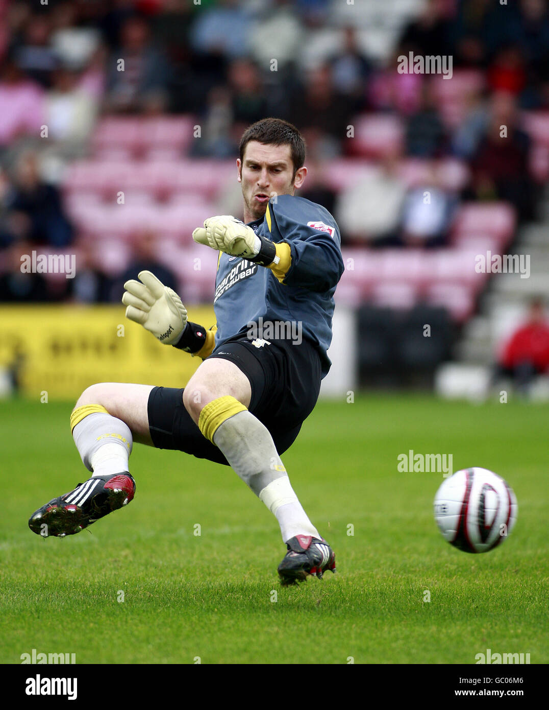Soccer - Pre Season Friendly - Bournemouth v Charlton Athletic - Dean ...