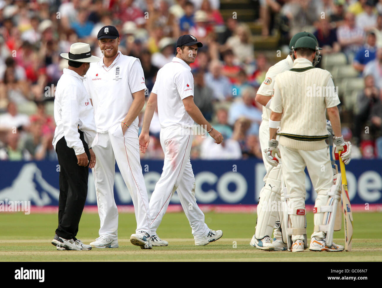 England's James Anderson and Andrew Flintoff have words with Australia ...