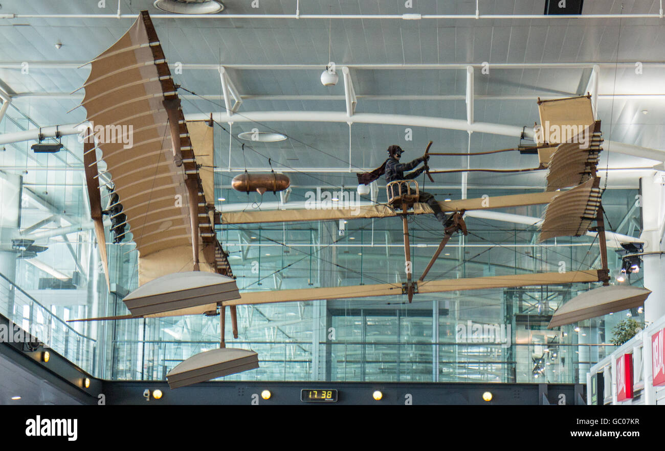 Henri Fabre "Le Canard" first seaplane replica (Marseilles Airport ...