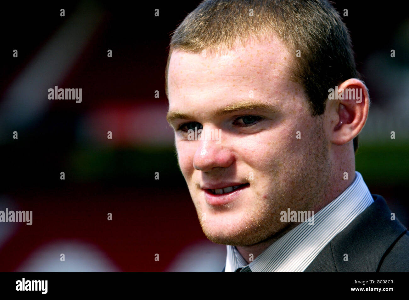 Manchester united new signing wayne rooney hi-res stock photography and ...