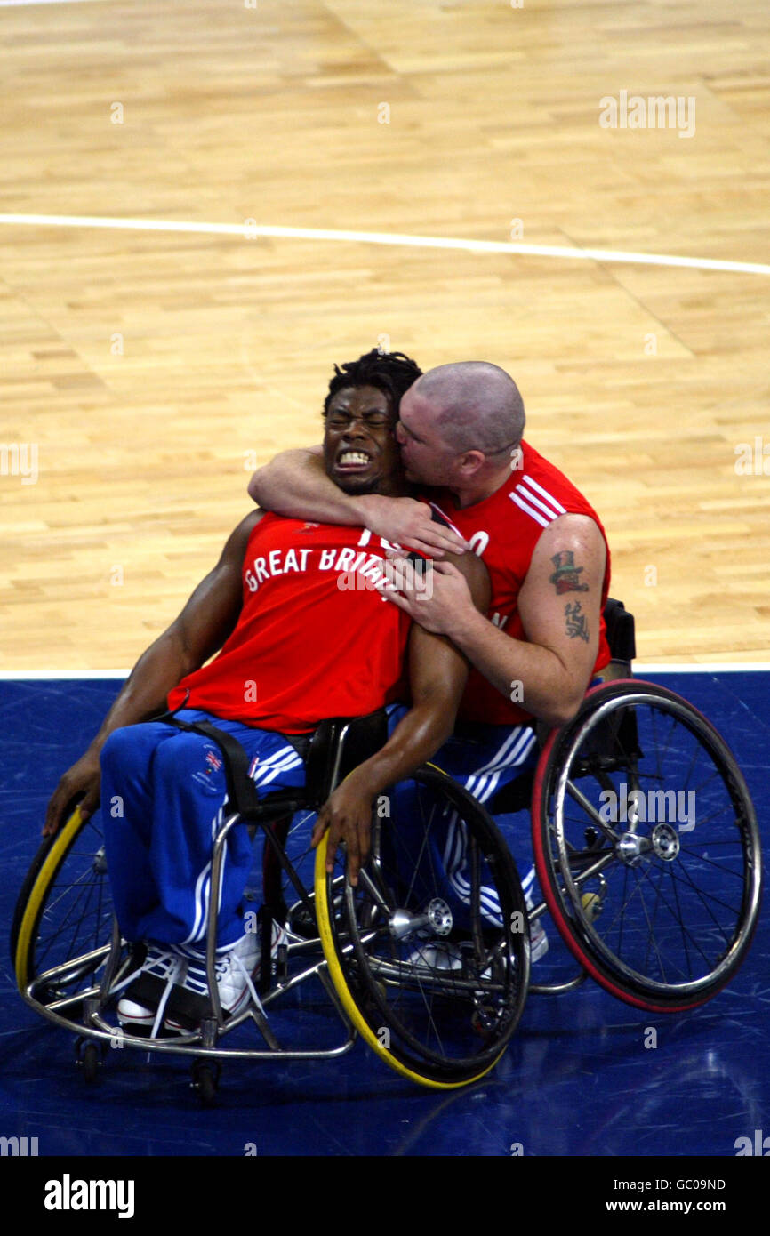 Ade adepitan basketball hi-res stock photography and images - Alamy