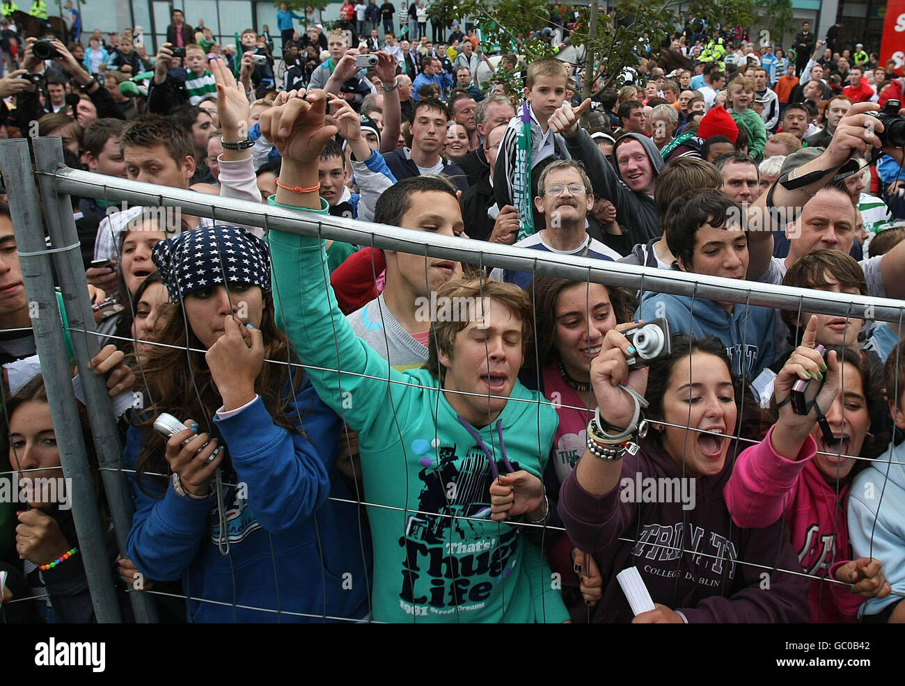 Soccer pre season friendly shamrock rovers hi-res stock photography and ...