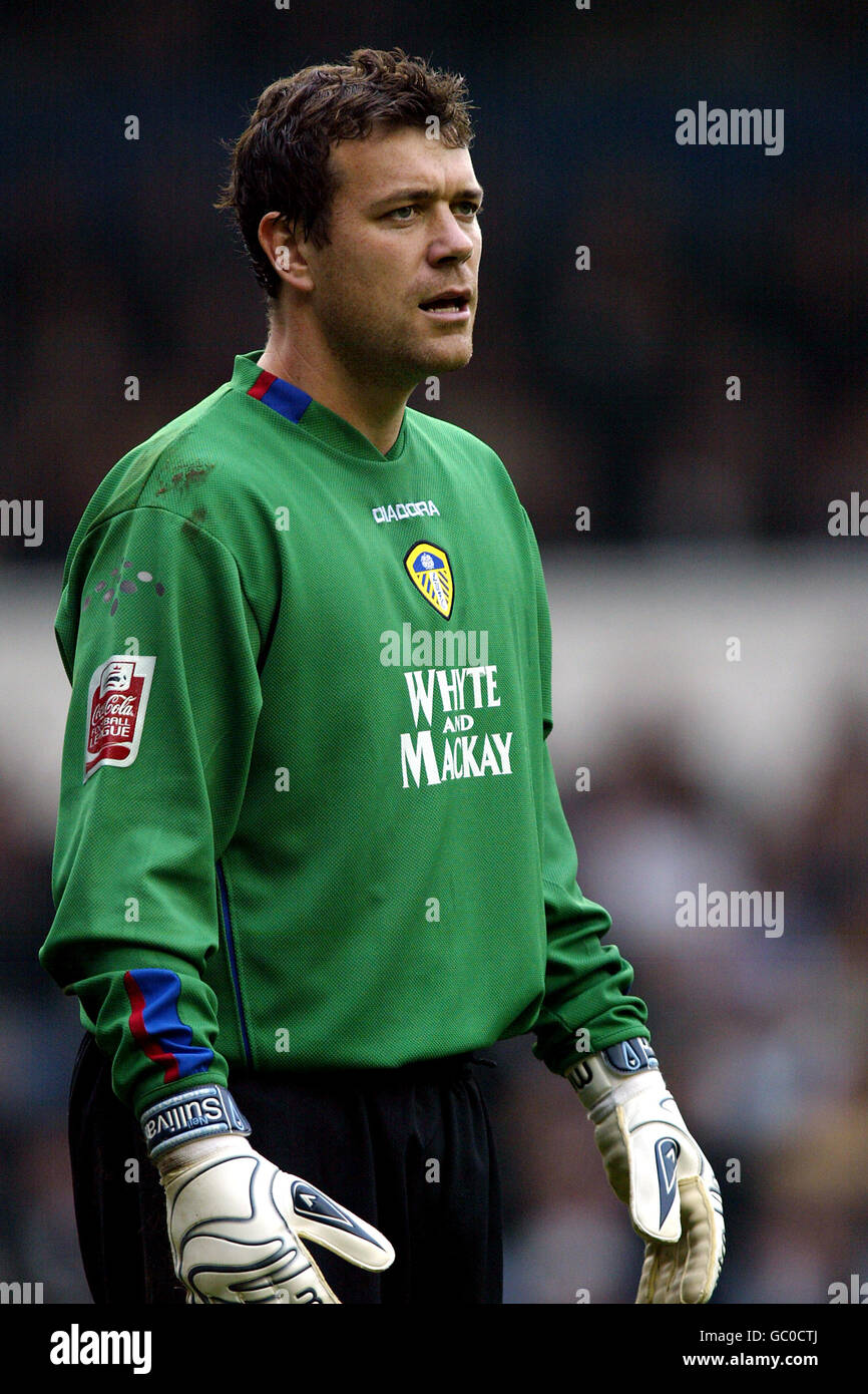 Leeds united goalkeeper neil sullivan hi-res stock photography and ...