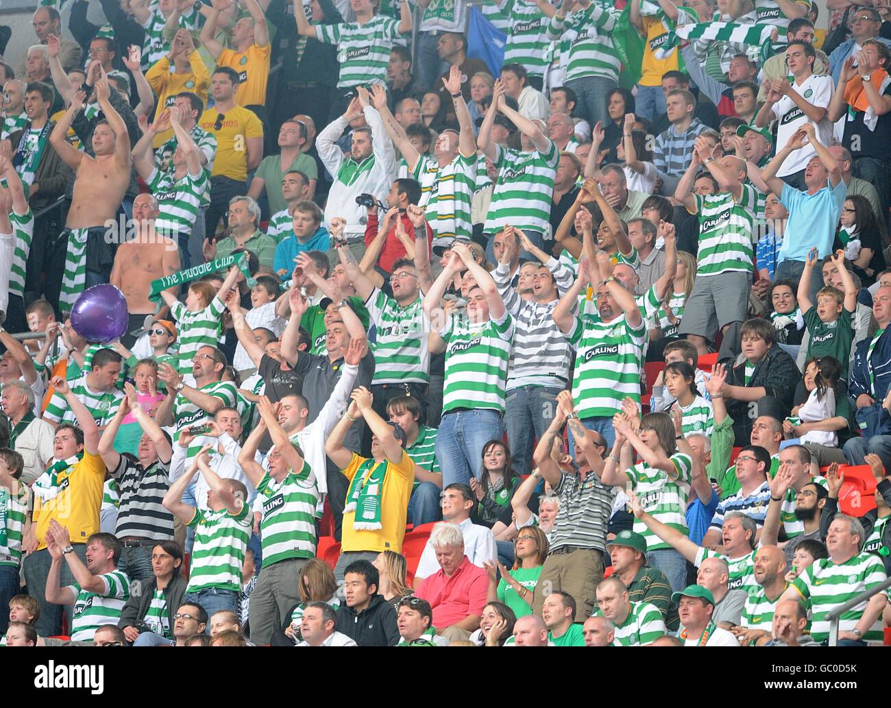 Chanting datacoapplies hi-res stock photography and images - Alamy