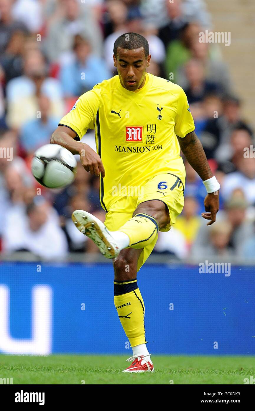 Tom huddlestone 2009 hi-res stock photography and images - Alamy