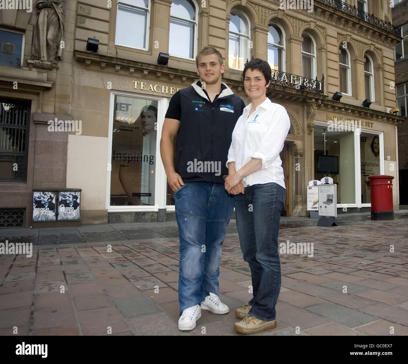 Pat MacArthur meets one of his all time heros Ellen MacArthur at ...