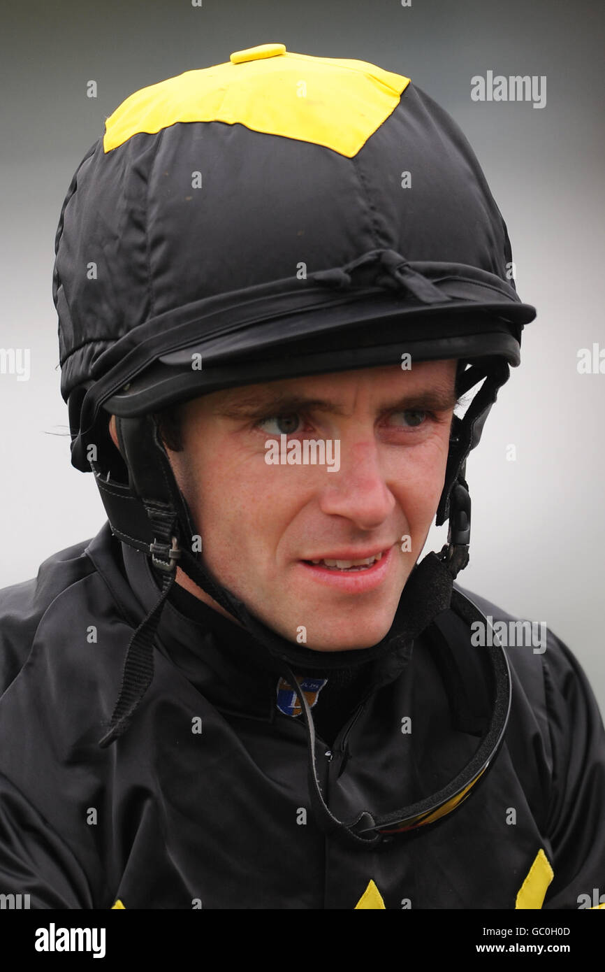 The simpson millar race day hi-res stock photography and images - Alamy