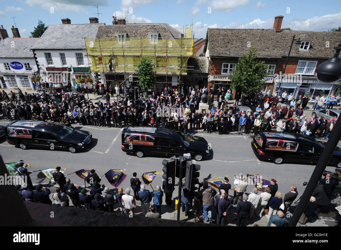 Defence repatriation general view gv people union jack flag hi-res ...