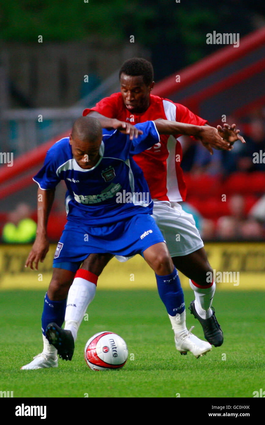 Charlton Athletic's Jose Semedo (right) and Ipswich Town's Reggie Lambe ...
