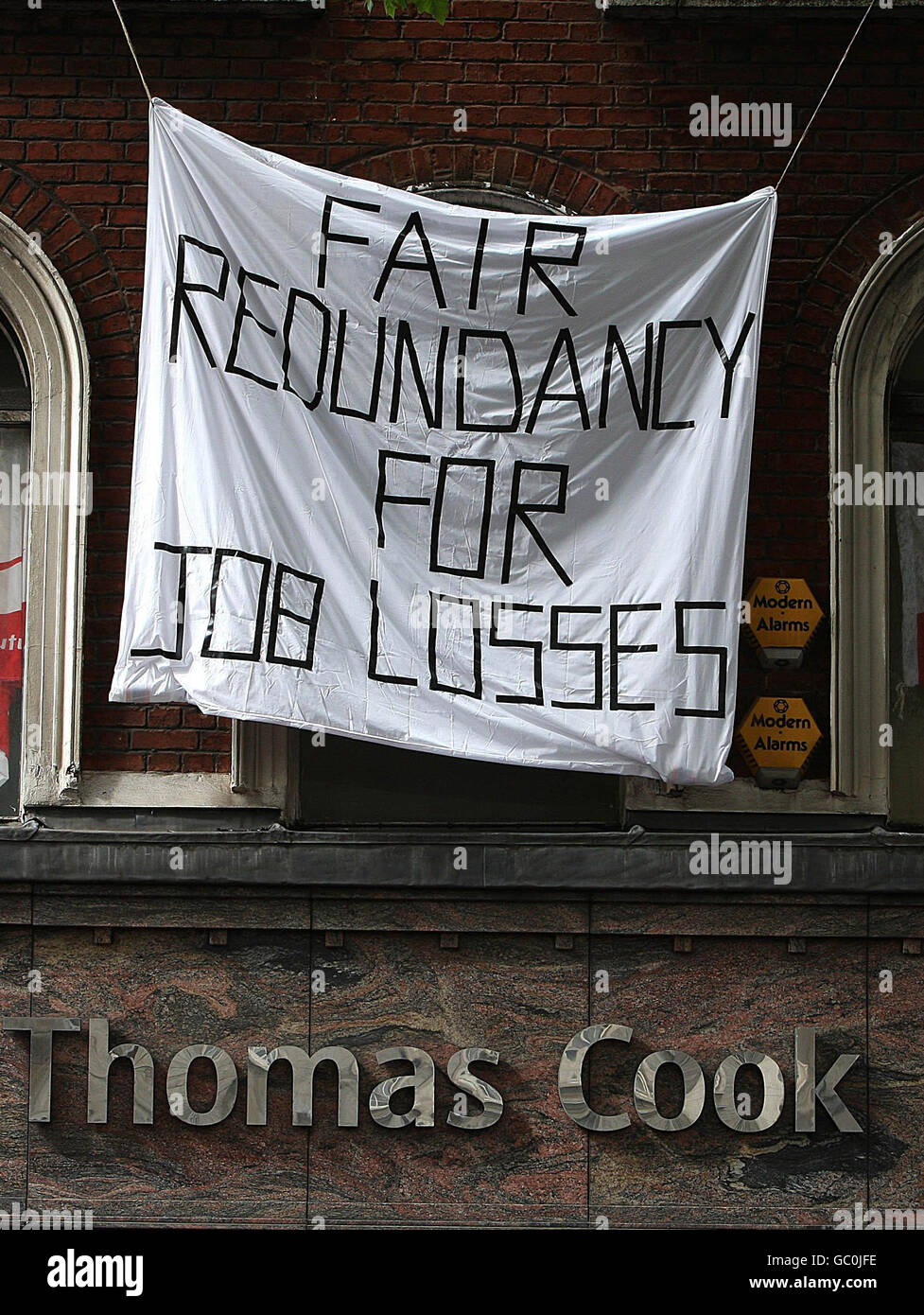 Thomas cook store sign hi-res stock photography and images - Alamy