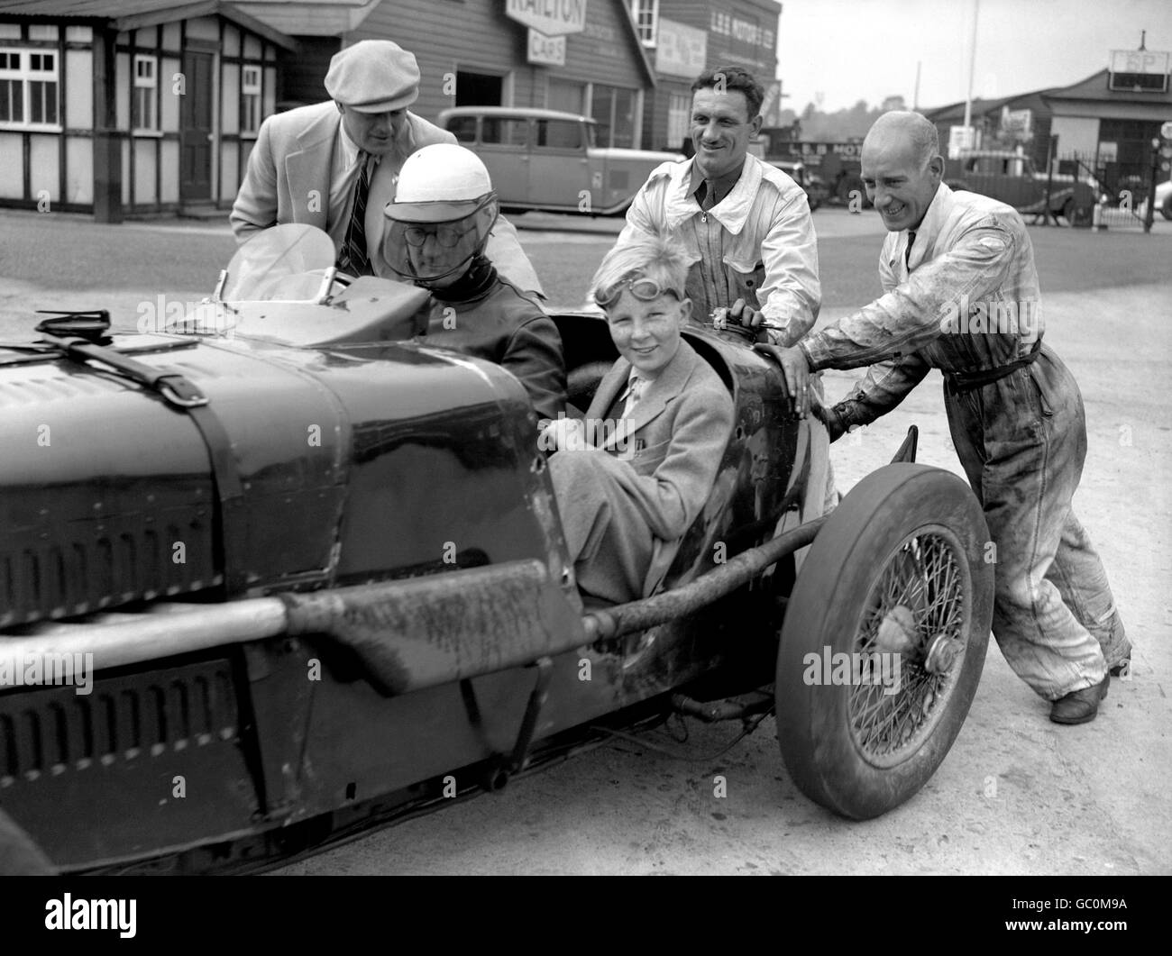 Billy Cotton High Resolution Stock Photography and Images - Alamy