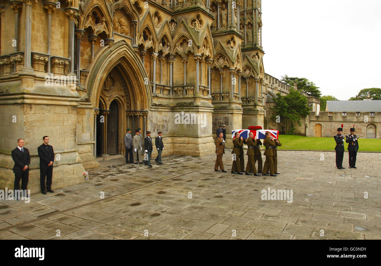 Harry Patch funeral Stock Photo - Alamy