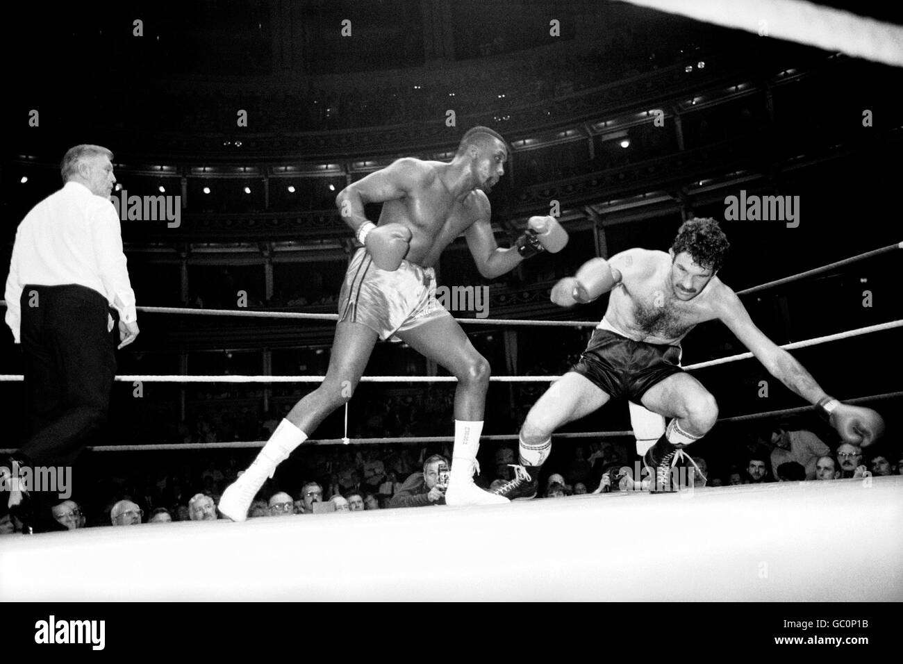 John derek hi-res stock photography and images - Alamy