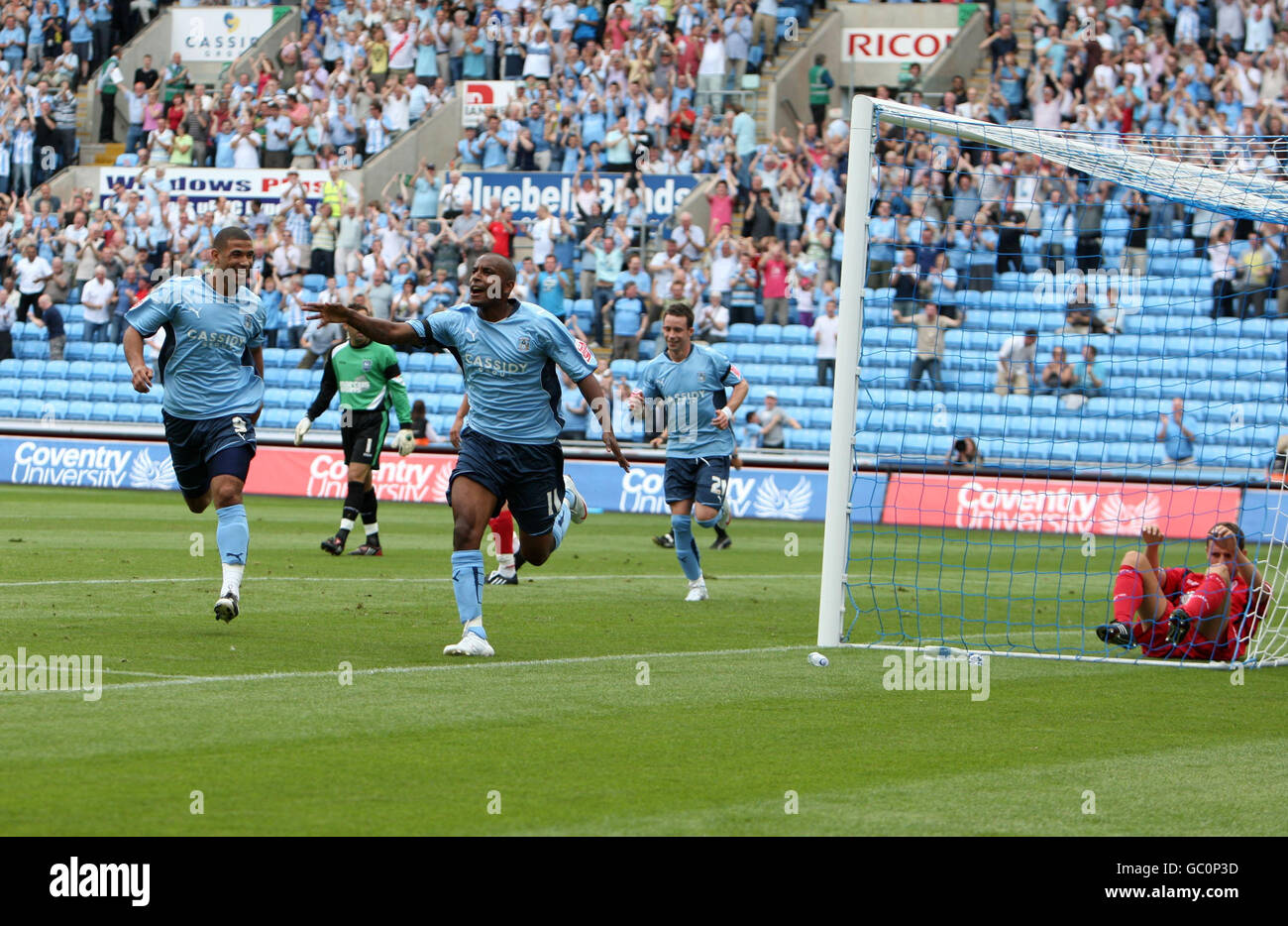 Coca cola championship match ricoh arena hi-res stock photography and ...