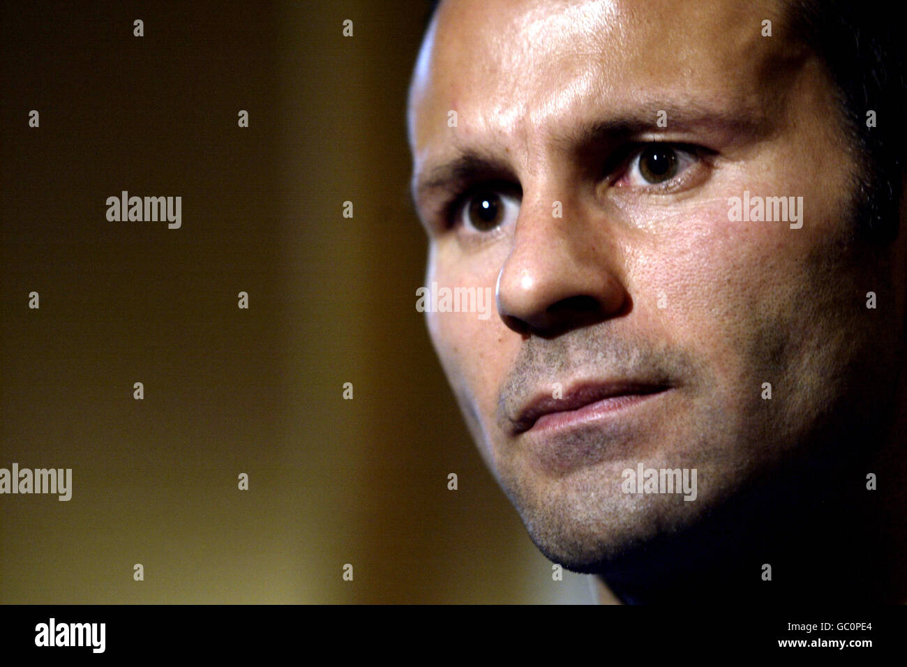 Guggs hi-res stock photography and images - Alamy