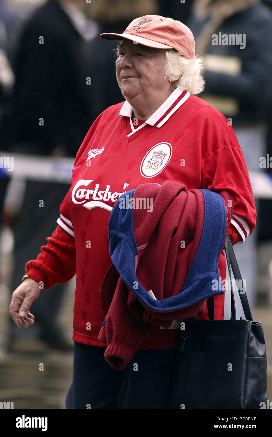 Soccer emlyn hughes funeral hi-res stock photography and images - Alamy