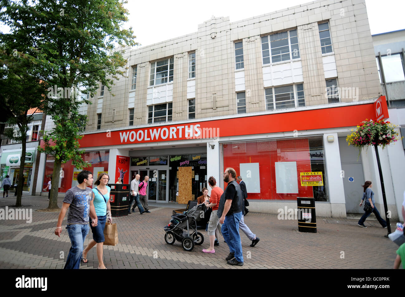 Tm woolworths closes hi-res stock photography and images - Alamy