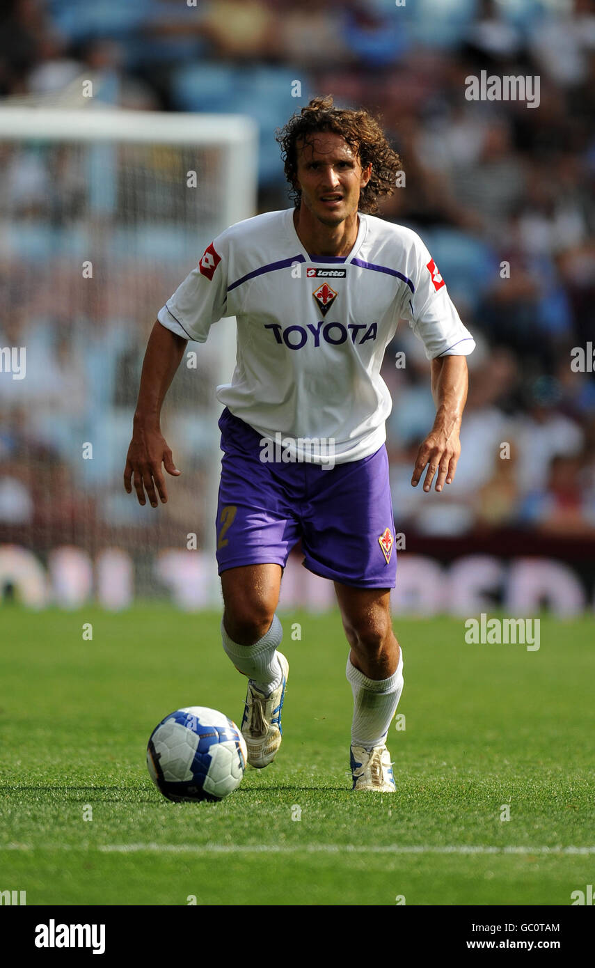 Fiorentinas gianluca comotto hi-res stock photography and images - Alamy