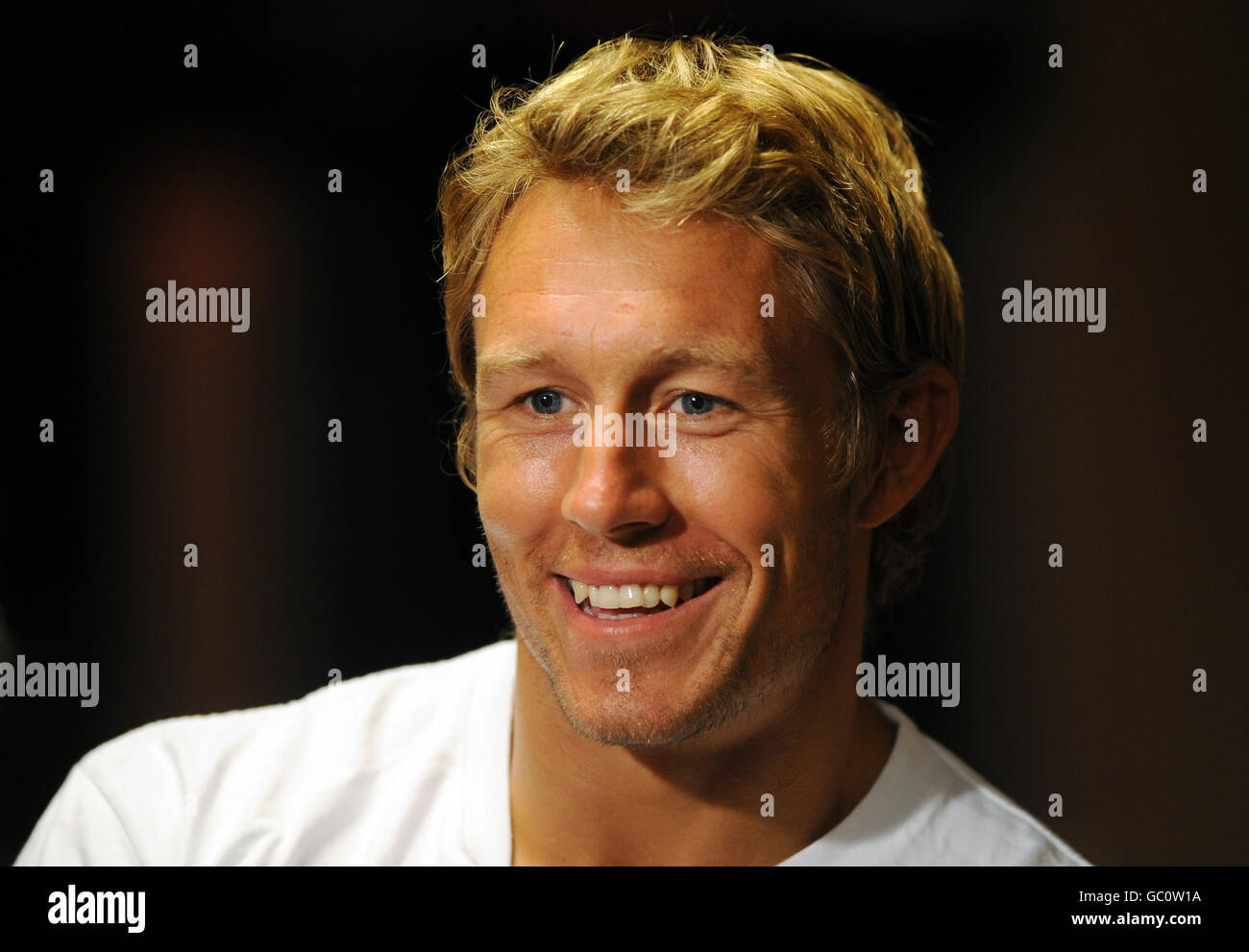 Twickenham jonny wilkinson rugby hi-res stock photography and images ...