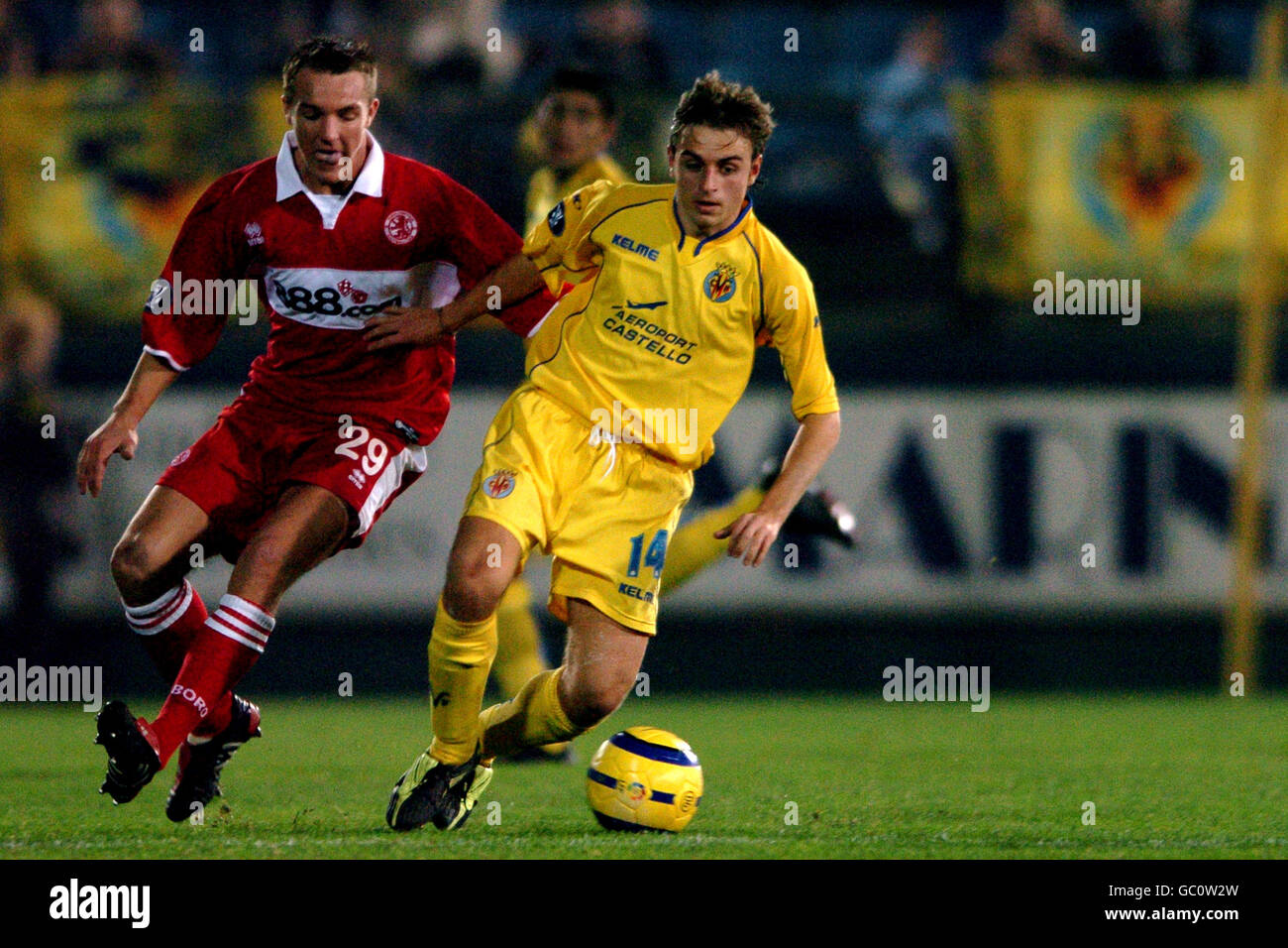 (L-R) Middlesbrough's Tony McMahon and Villarreal's Hector Font battle ...