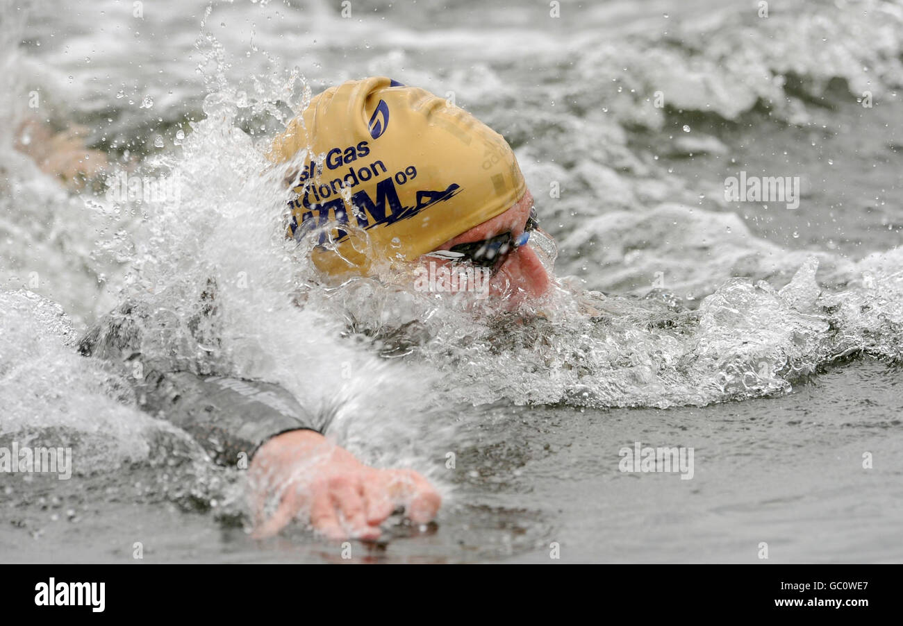Royal victoria dock swimming hi-res stock photography and images - Alamy