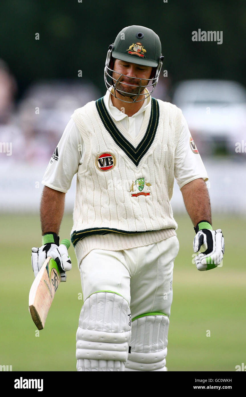 Australia's Ricky Ponting leaves the field after losing his wicket to ...