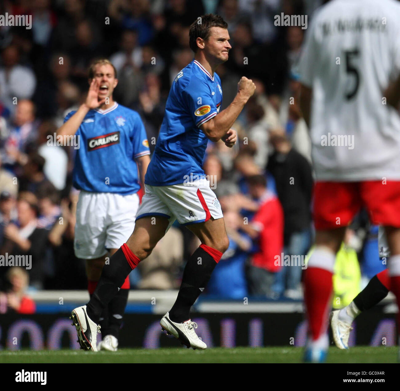Rangers' Lee McCulloch celebrates the opening goal during the ...