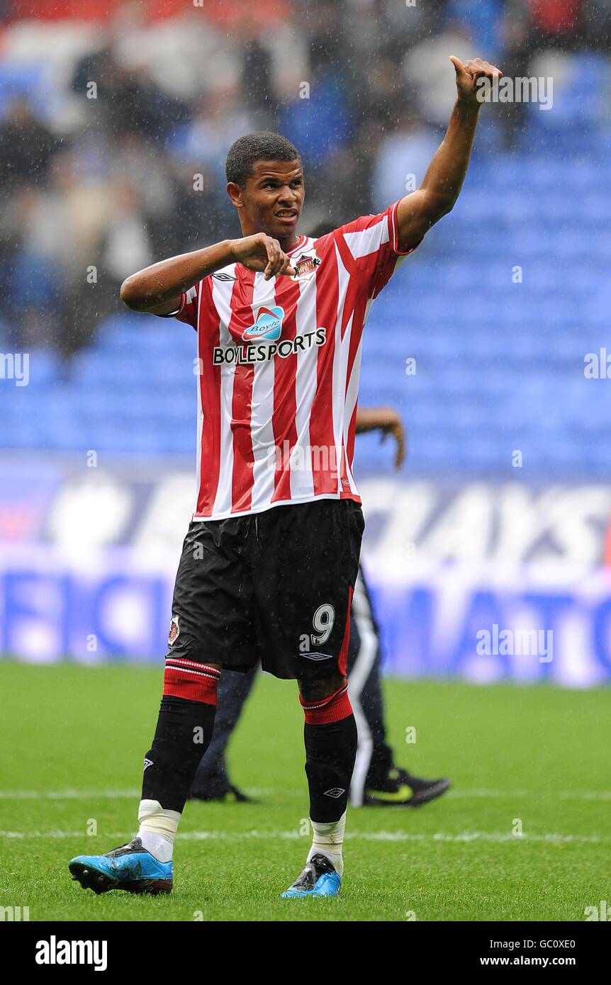 Sunderland's Fraizer Campbell salutes the fans after the final whistle ...