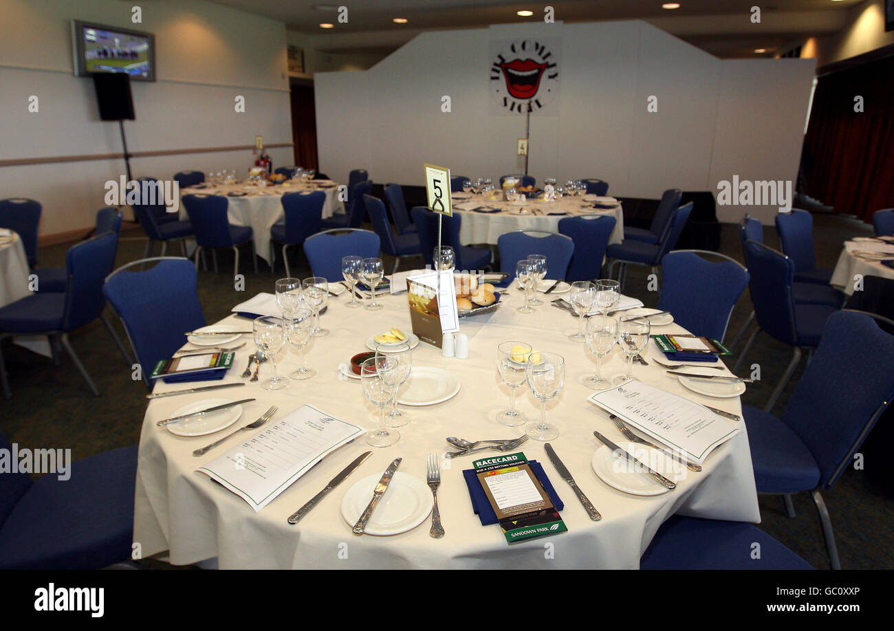 Horse racing races tables layout hi-res stock photography and images ...